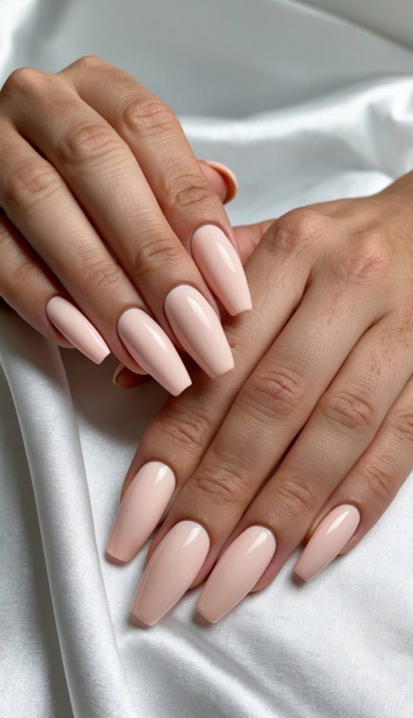 25 Wedding Nails for Mother of Bride: Timeless Elegance for Your ...